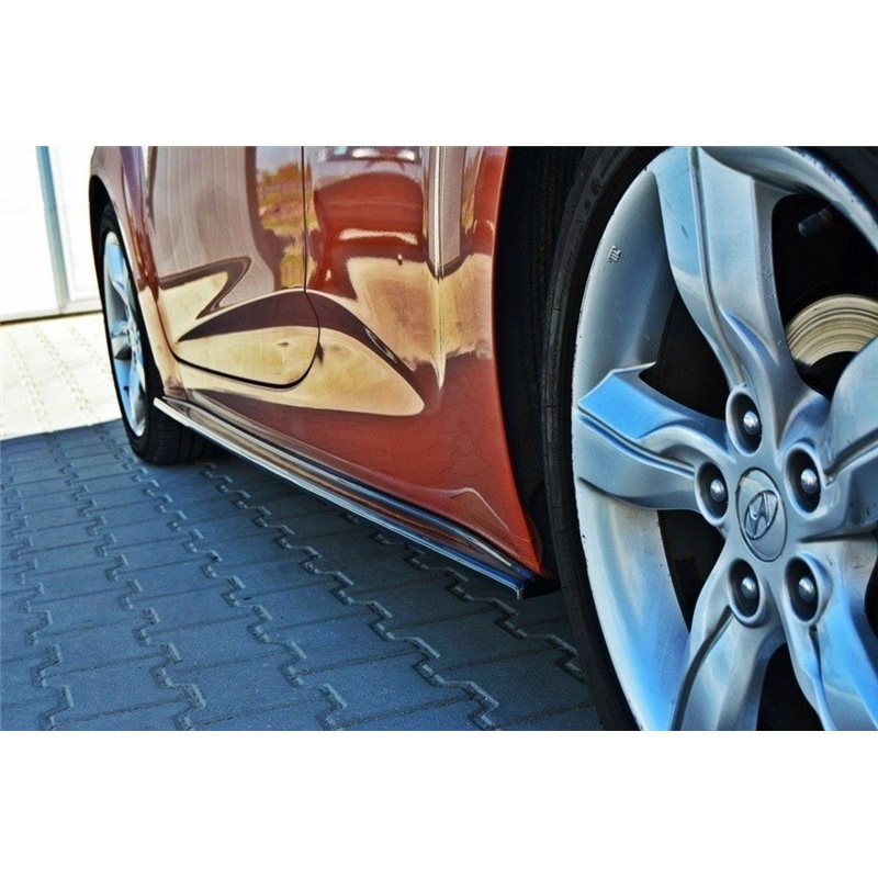 Añadidos taloneras Hyundai Veloster Maxtondesign